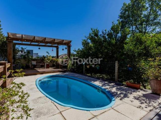 Casa em Condomínio, 4 dormitórios, 203 m², em São Lucas