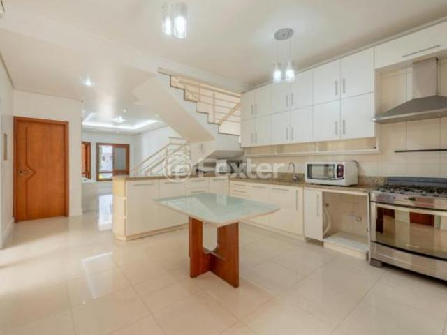 Casa em Condomínio, 4 dormitórios, 210 m², em Sarandi