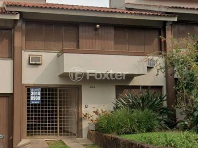 Casa em Condomínio, 4 dormitórios, 220 m², em Três Figueiras