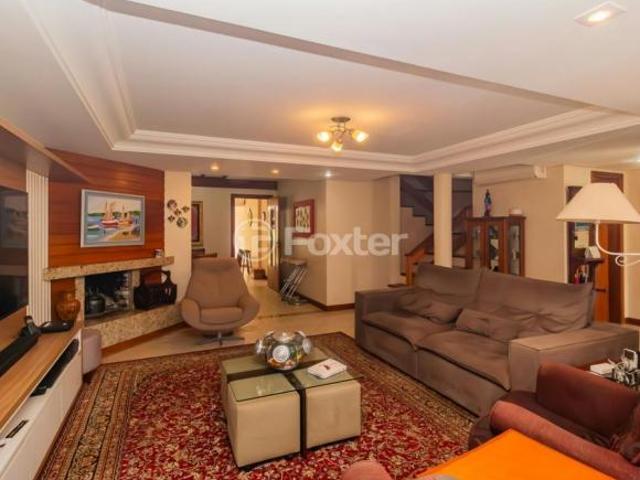 Casa em Condomínio, 4 dormitórios, 243.17 m², em Vila Nova