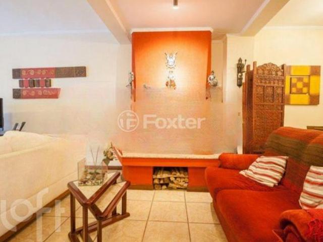 Casa em Condomínio, 4 dormitórios, 267 m², em Cavalhada