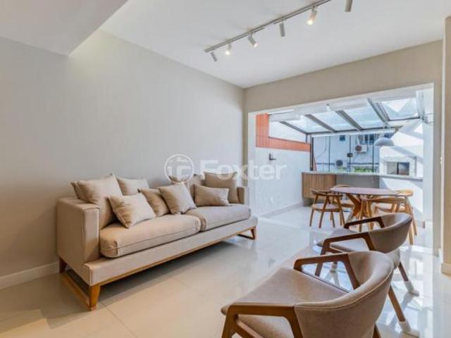 Casa em Condomínio, 4 dormitórios, 299.27 m², em Cristal