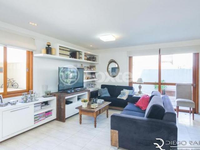 Casa em Condomínio, 4 dormitórios, 299 m², em Jardim Isabel