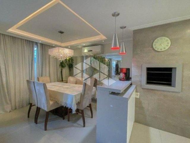 CASA EM CONDOMÍNIO 4 DORMITÓRIOS, 2 SUÍTES, 3 VAGAS, PÁTIO, SÓTÃO EM CANOAS!