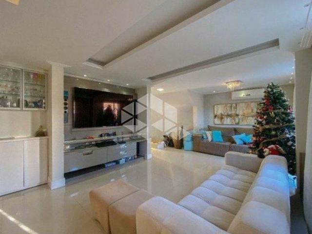 CASA EM CONDOMÍNIO 4 DORMITÓRIOS, 2 SUÍTES, 3 VAGAS, PÁTIO, SÓTÃO EM CANOAS!
