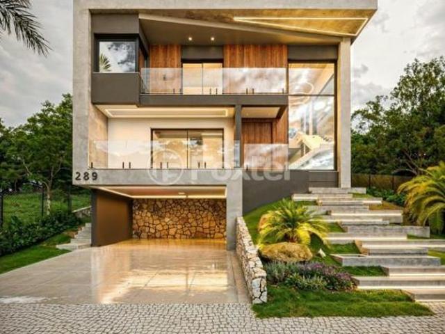 Casa em Condomínio, 4 dormitórios, 300 m², em Vila Nova