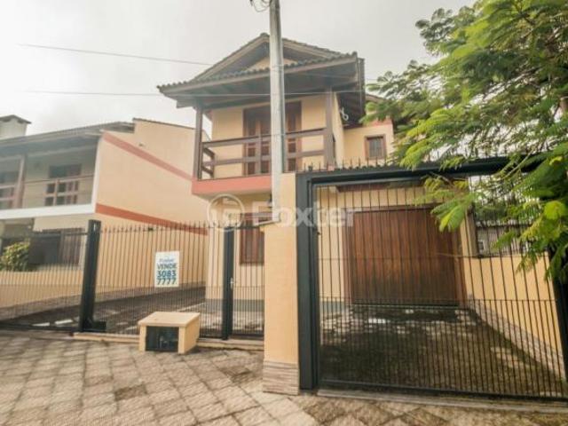 Casa em Condomínio, 4 dormitórios, 325.3 m², em Guarujá