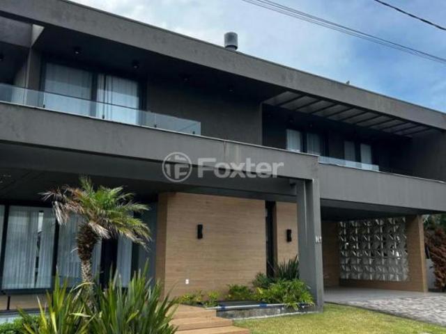 Casa em Condomínio, 4 dormitórios, 330 m², em Praia de Atlântida Sul Atlântida Sul