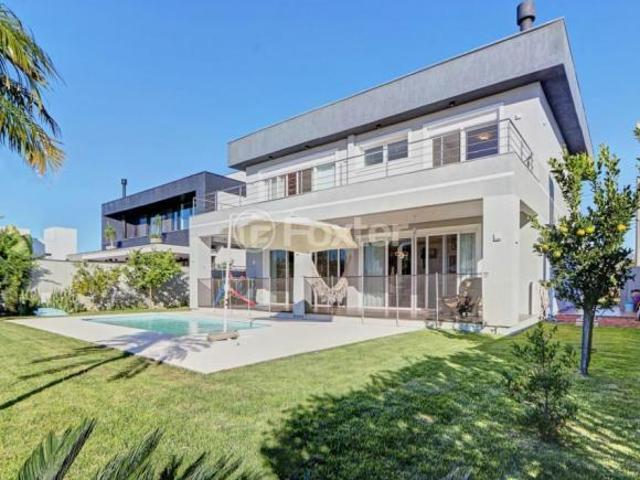 Casa em Condomínio, 4 dormitórios, 344 m², em Sans Souci
