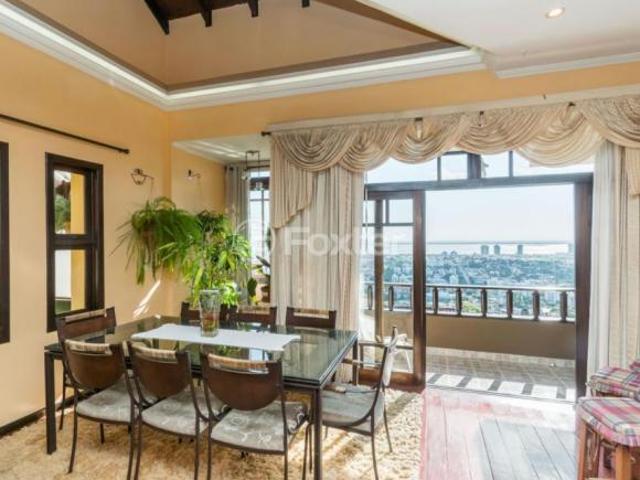 Casa em Condomínio, 4 dormitórios, 346 m², em Nonoai