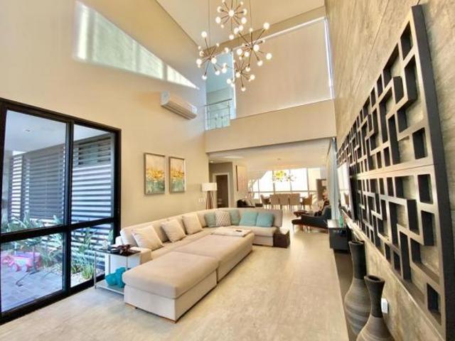 Casa em Condominio 4 dormitorios Bairro