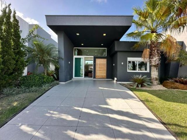 Casa em Condominio 4 dormitorios Bairro