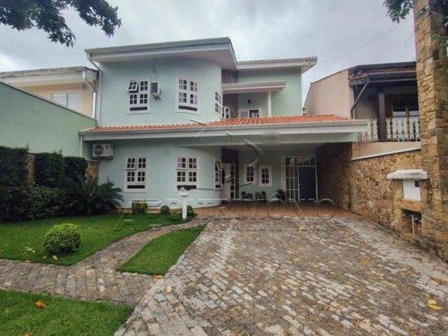 CASA EM CONDOMINIO 4 QUARTOS SENDO 1 SUITE E 1 SUITE COM HIDROMASSAGEM