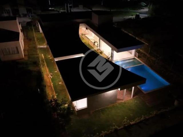 Casa em Condomínio 4 quartos, sendo 2 suítes, com piscina e hidromassagem aquecida Lagoa Santa MG
