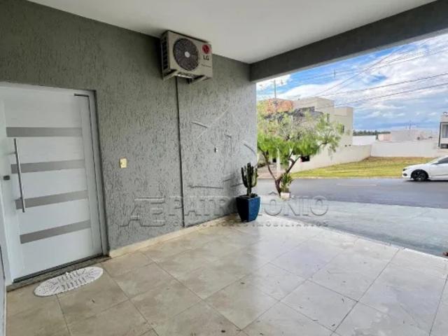Casa em Condomínio 4 Quartos sendo 3 Suítes Wanel Ville 140m²