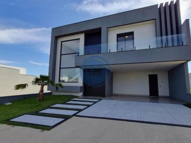 Casa em condomínio: 4 quartos, 4 suítes, 2 salas, 5 banheiros, 4 vagas de garagem, 296m² em Indaiatu