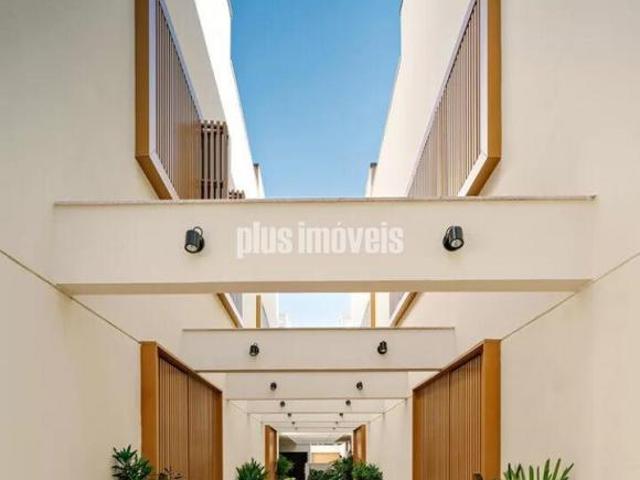 Casa em Condomínio 4 Quartos 4 Suítes 4 Vagas em Alto de Pinheiros!