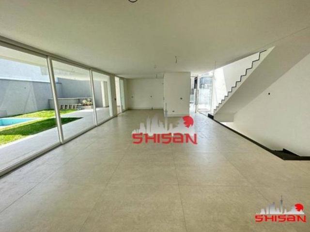 Casa em condomínio 4 Suítes 4 Vagas