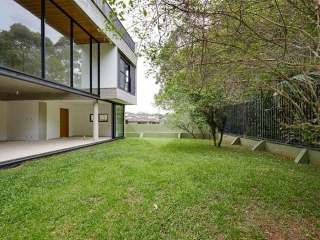 Casa em condomínio 4 suítes a venda no Alto da Boa Vista SP