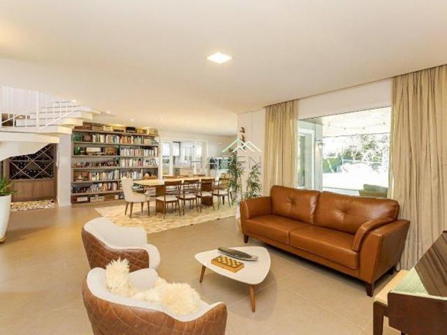 Casa em condomínio 4 suítes à venda Vista Alegre