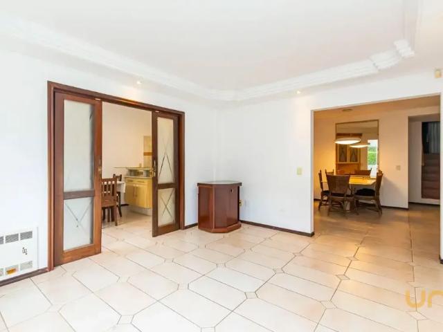 Casa em Condomínio
