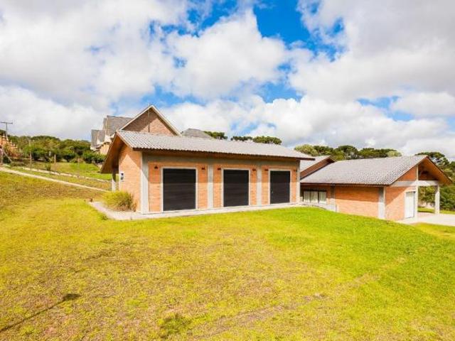 Casa em Condomínio