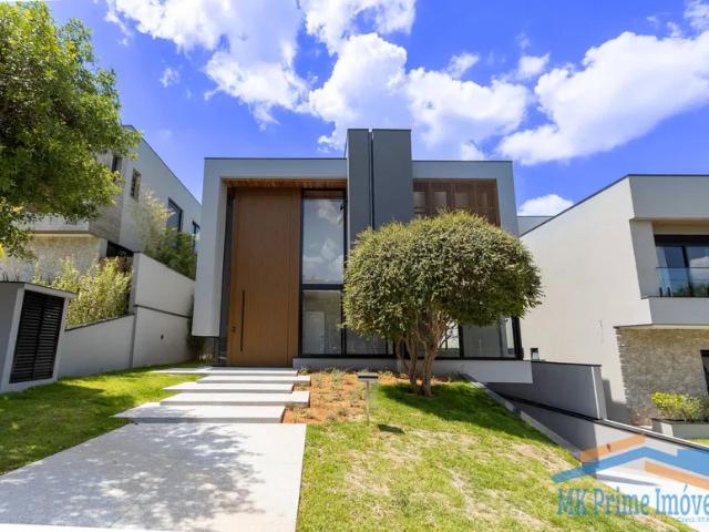 Casa em condomínio 550m² com 4 suítes no Genesis II