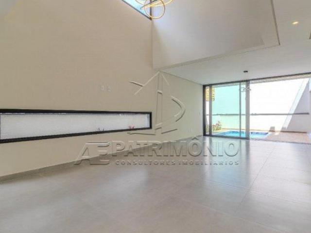 SOBRADO COM 5 SUITES MONT BLANC