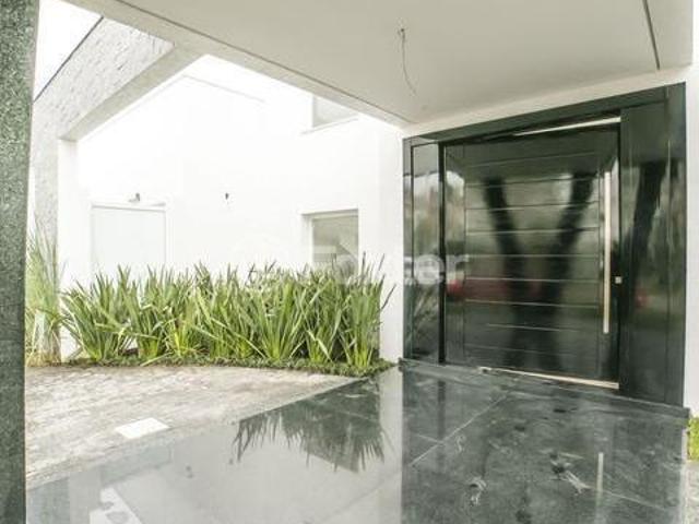 Casa em Condomínio, 5 dormitórios, 470.56 m², em Belém Novo
