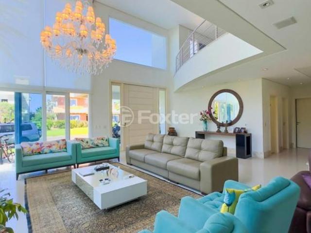 Casa em Condomínio, 5 dormitórios, 516 m², em Remanso