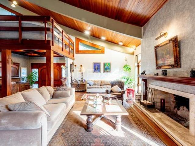 Casa em Condomínio, 5 dormitórios, 565 m², em Cavalhada