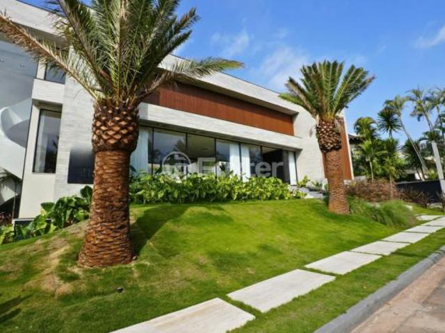 Casa em Condomínio, 5 dormitórios, 960 m², em Alphaville Residencial Dois