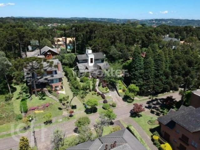 Casa em Condomínio, 5 dormitórios, 232.59 m², em Parque das Hortensias