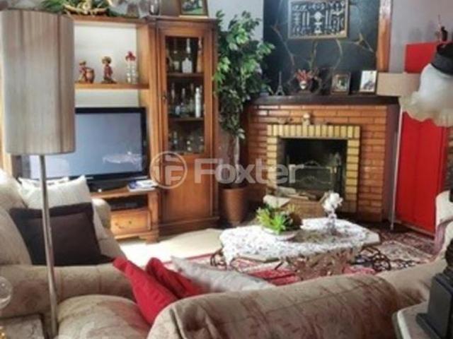 Casa em Condomínio, 5 dormitórios, 240.93 m², em Santa Terezinha