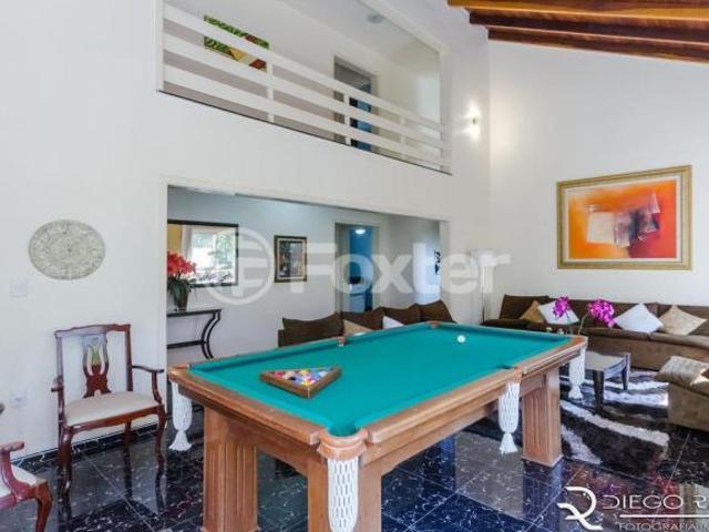 Casa em Condomínio, 5 dormitórios, 320 m², em Vila Elsa