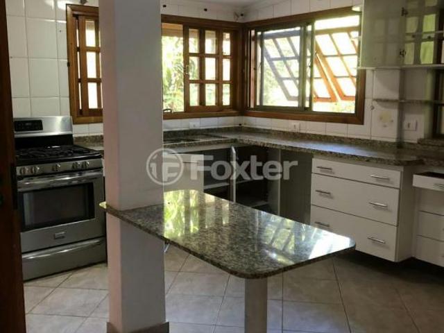 Casa em Condomínio, 5 dormitórios, 380 m², em Granja Viana