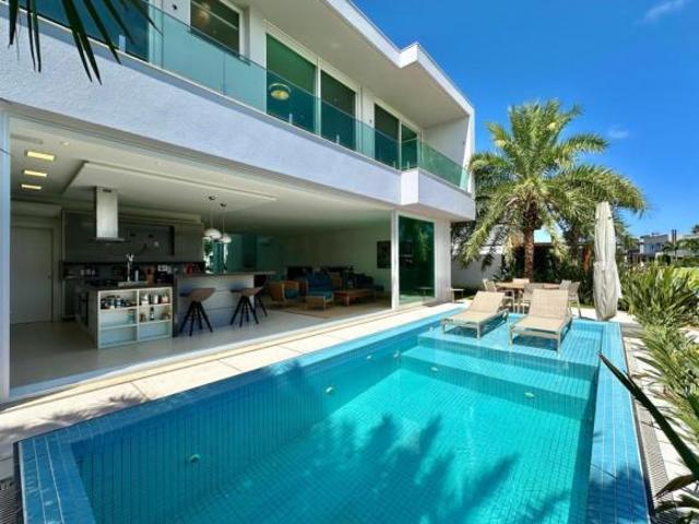 Casa em Condominio 5 dormitorios Bairro Atlantida