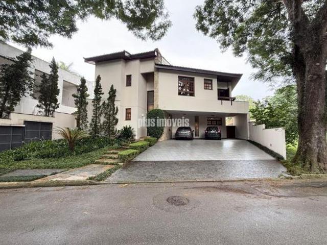 Casa em Condomínio 5 Quartos 3 Suítes 4 Vagas Cobertas no Morumbi!