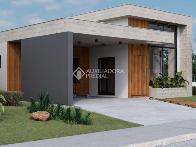 Casa em condomínio