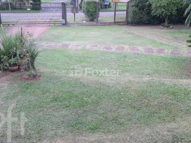 Casa em Condomínio, 6 dormitórios, 400 m², em Girassol