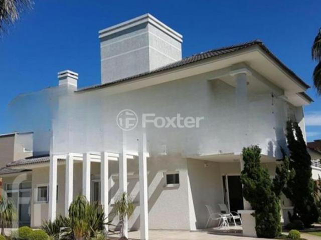 Casa em Condomínio, 6 dormitórios, 600 m², em Zona Nova