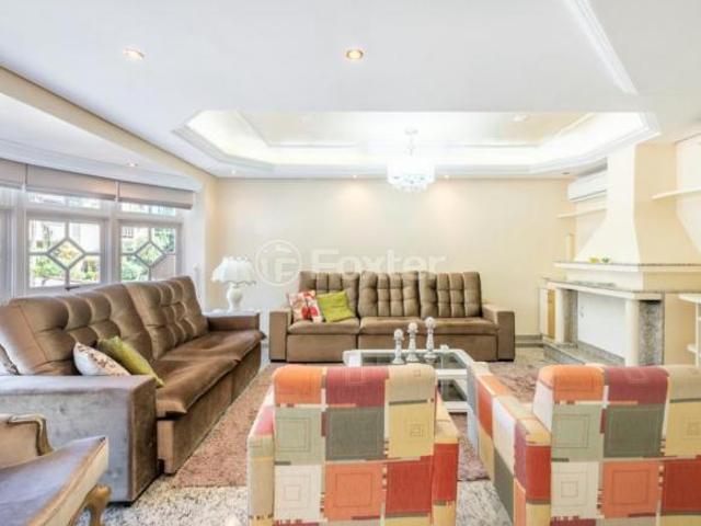 Casa em Condomínio, 6 dormitórios, 393 m², em Lomba do Pinheiro