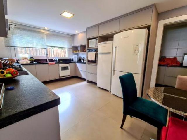 Casa em Condominio 6 dormitorios Bairro Atlantida