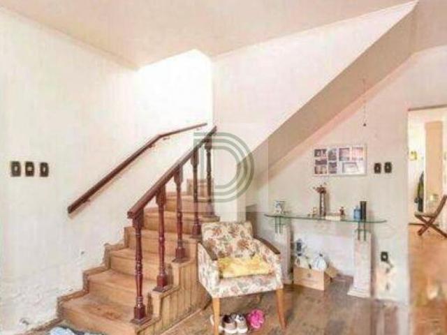 Casa em Condomínio