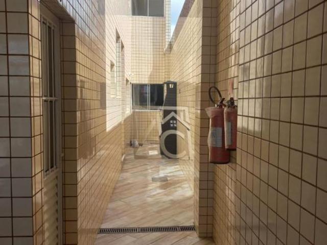 Casa Em Condomínio