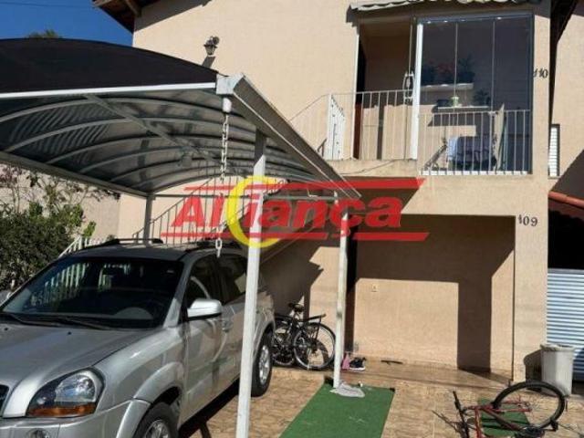 CASA EM CONDOMINIO