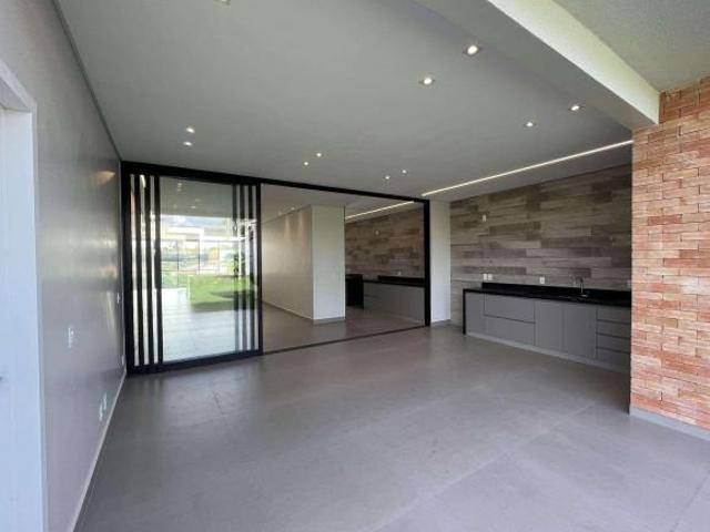 Casa em Condominio