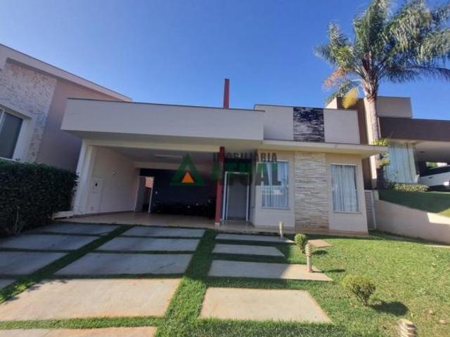 Casa em Condomínio