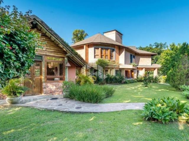 CASA EM CONDOMÍNIO!