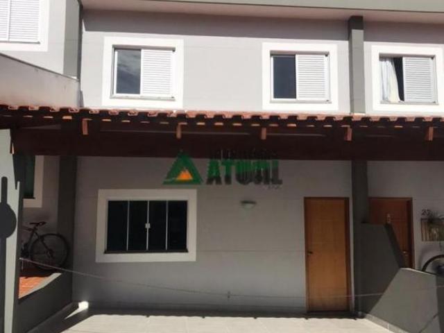 Casa em Condomínio